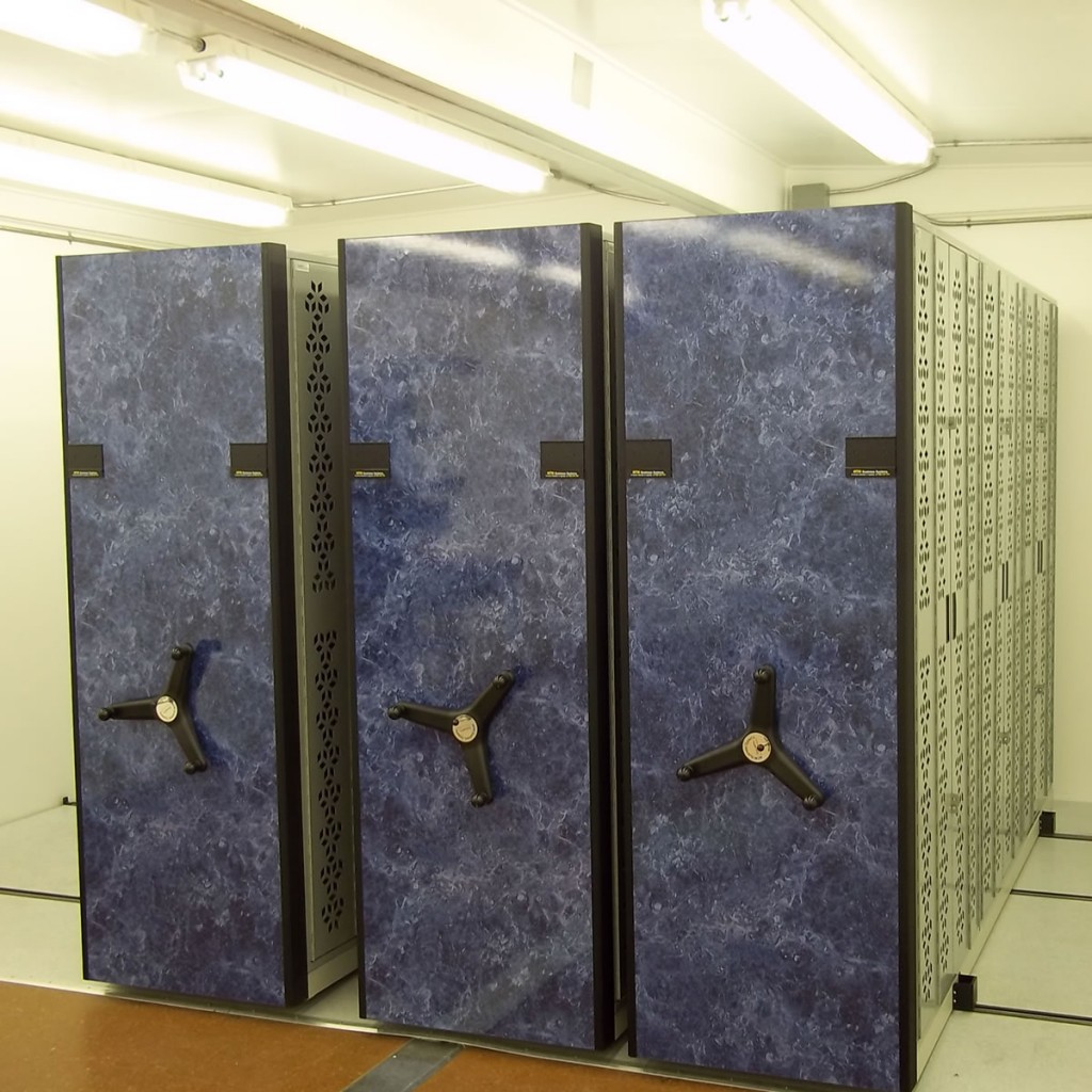 Military Storage Systems - Combat Weapon Storage - Vital Valt